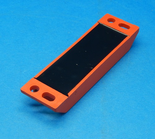 FA機器・制御機器の買取、販売はワイデンへ / HS9Z-ZP1 非接触安全スイッチ用アクチュエータ IDEC ランクA中古品