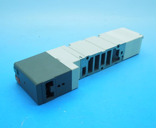 VQ4400-5 5ポートソレノイドバルブ SMC 未使用品 / FA機器・制御機器の買取、販売はワイデンへ