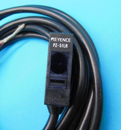 PZ-51L アンプ内蔵型光電センサ キーエンス ランクS中古品 / FA機器・制御機器の買取、販売はワイデンへ