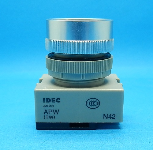 APW266DW 22φ・LED表示灯 IDEC ランクA中古品 / FA機器・制御機器の買取、販売はワイデンへ