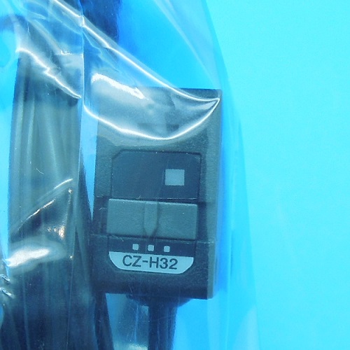 CZ-H32 デジタルカラー判別センサ ヘッド キーエンス ランクS中古品 / FA機器・制御機器の買取、販売はワイデンへ