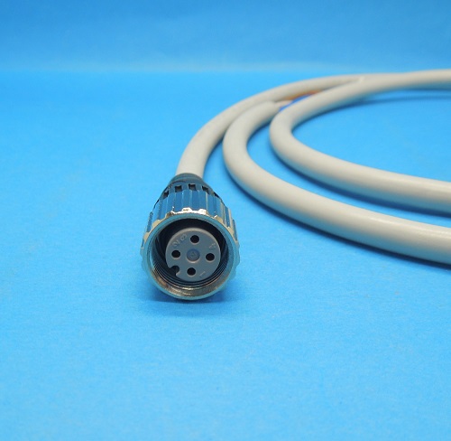 XS2F-D421-C80-A 丸型防水コネクタ オムロン ランクS中古品 / FA機器・制御機器の買取、販売はワイデンへ XS2F-D421-C80-A 丸型防水コネクタ オムロン ランクS中古品 / FA機器・制御機器の買取、販売はワイデンへ