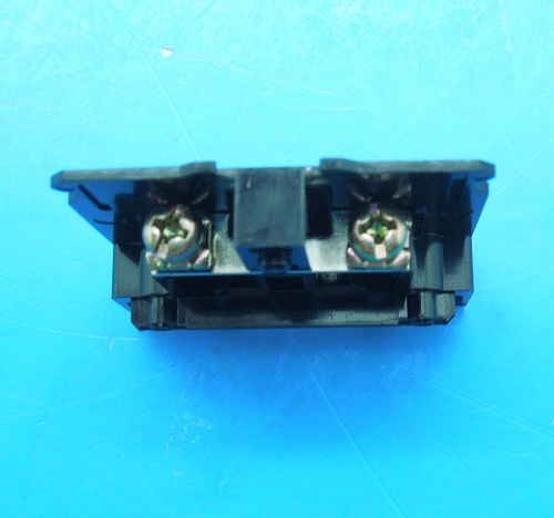 BN10W(9ケ入り) 端子台(ビスメッキ旧型) IDEC ランクS中古品 / FA機器・制御機器の買取、販売はワイデンへ