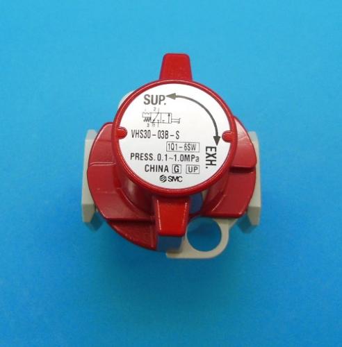VHS30-03B-S 鍵穴付残圧抜き3ポート弁 SMC ランクS中古品 / FA機器・制御機器の買取、販売はワイデンへ