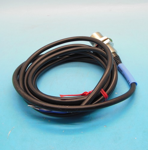 EV-118M 2線式近接センサ キーエンス 未使用品 / FA機器・制御機器の買取、販売はワイデンへ