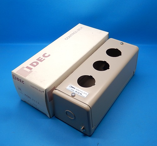 KGN311Y コントロールボックス IDEC 未使用品 / FA機器・制御機器の買取、販売はワイデンへ