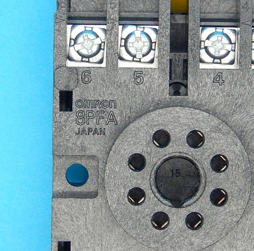 8PFA ソケット オムロン ランクA中古品 / FA機器・制御機器の買取、販売はワイデンへ
