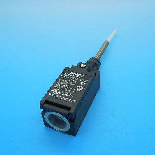 D4N-2187 小形セーフティ・リミットスイッチ オムロン ランク未使用品 / FA機器・制御機器の買取、販売はワイデンへ