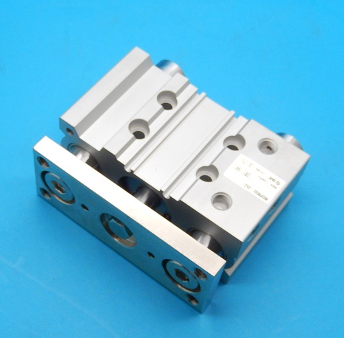 MGPM32-25Z-M9BSDPC ガイド付薄型シリンダ SMC ランクS中古品 / FA機器・制御機器の買取、販売はワイデンへ